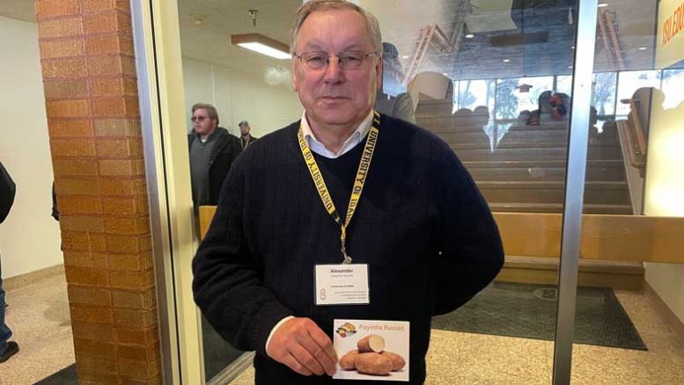 PVY-Resistant Spud Game Changer for Potato Breeders - Potato Country